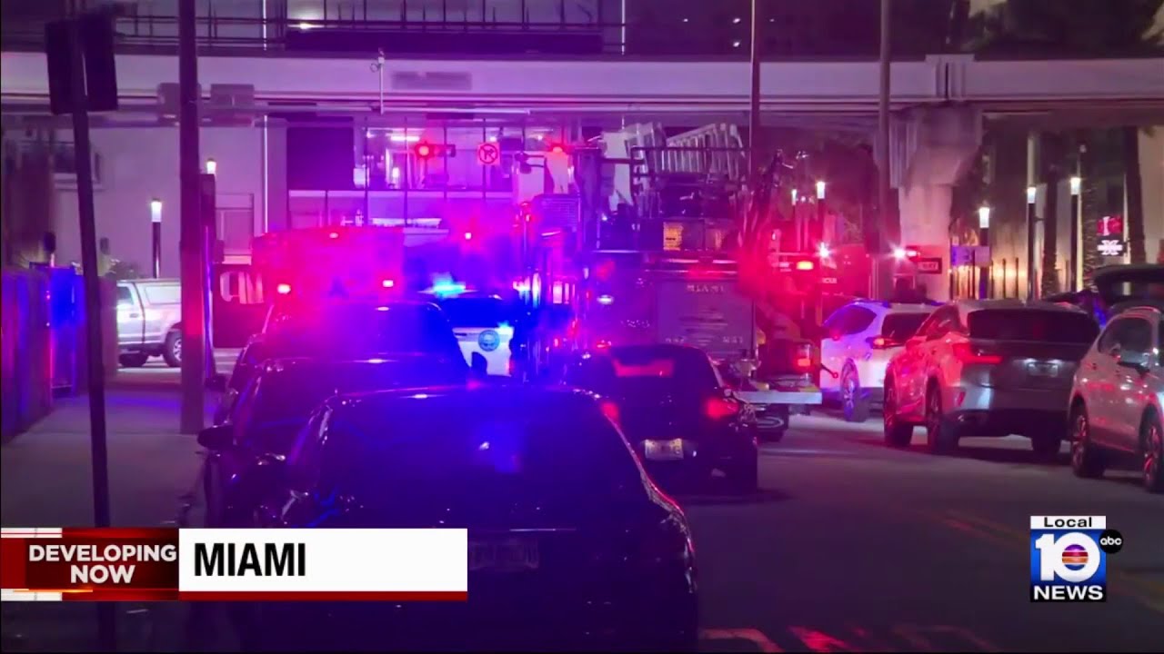 Police investigate suspicious package in Downtown Miami - THE MIAMI ... Police investigate suspicious package in Downtown Miami - THE MIAMI ...