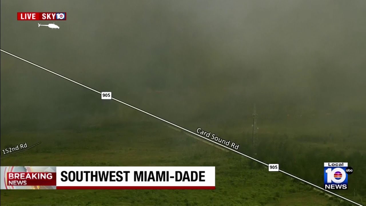Large grass fire breaks out along Card Sound Road - THE MIAMI METROPOLIS